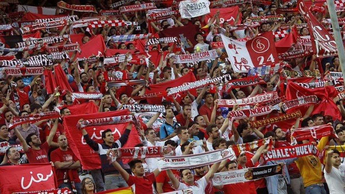 Sevilla Crushes Barcelona 4-1 in Epic Home Win - footboom1.com