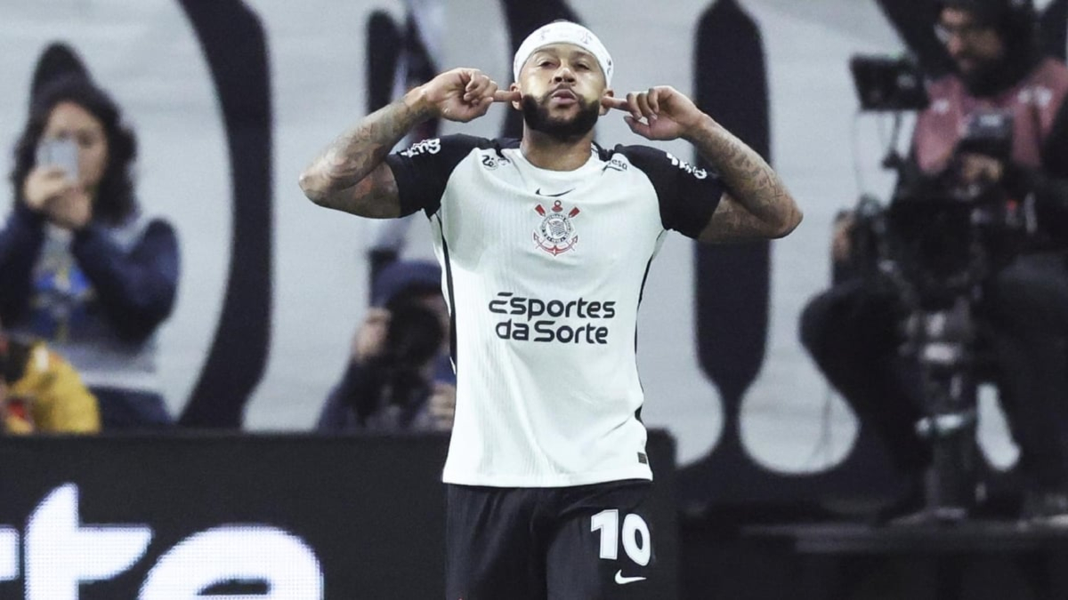 Netherlands' All-Time Top Scorer Depay Attracts Interest from Two UAE ...