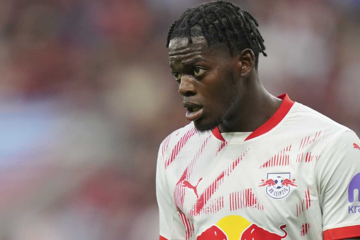 RB Leipzig Có Thể Bán Lukeba Trước Šeško - footboom1.com