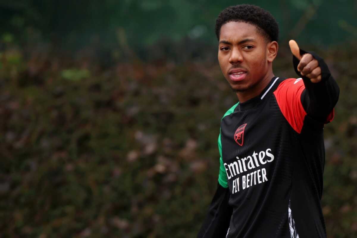 Arsenal Anuncia el Levantamiento de la Sanción de Tres Partidos a Miles ...