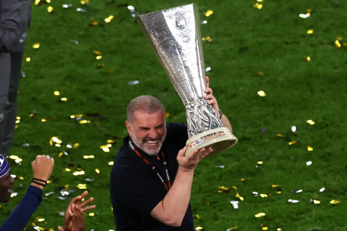 토트넘, 높은 보상금에도 포스테코글루 경질 검토 중 - footboom1.com