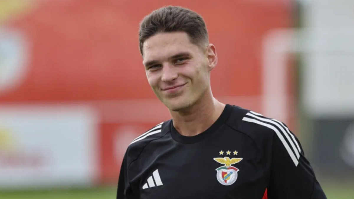 Sudakov trifft früh: Benfica führt gegen Casa Pia mit 1:0 - footboom1.com