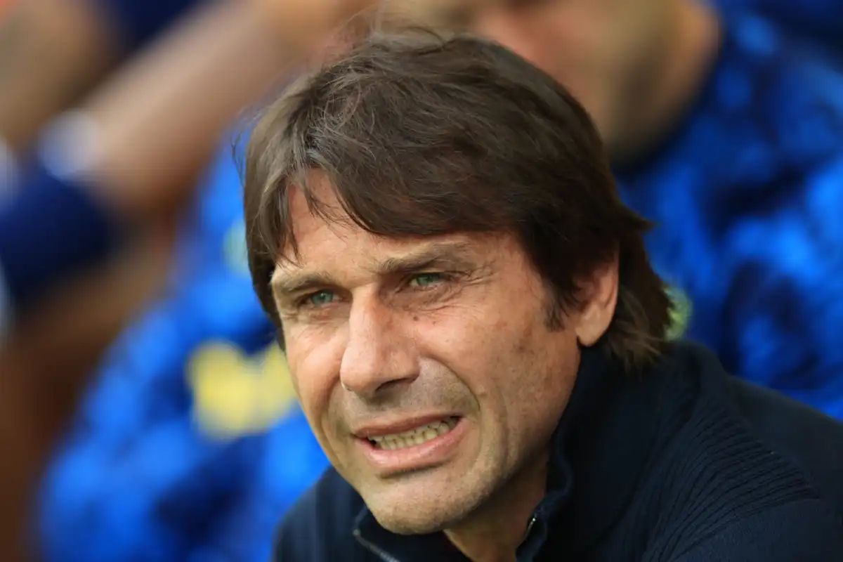Conte Wears Down in Naples: Juventus and Milan Eye the Coach’s Return ...