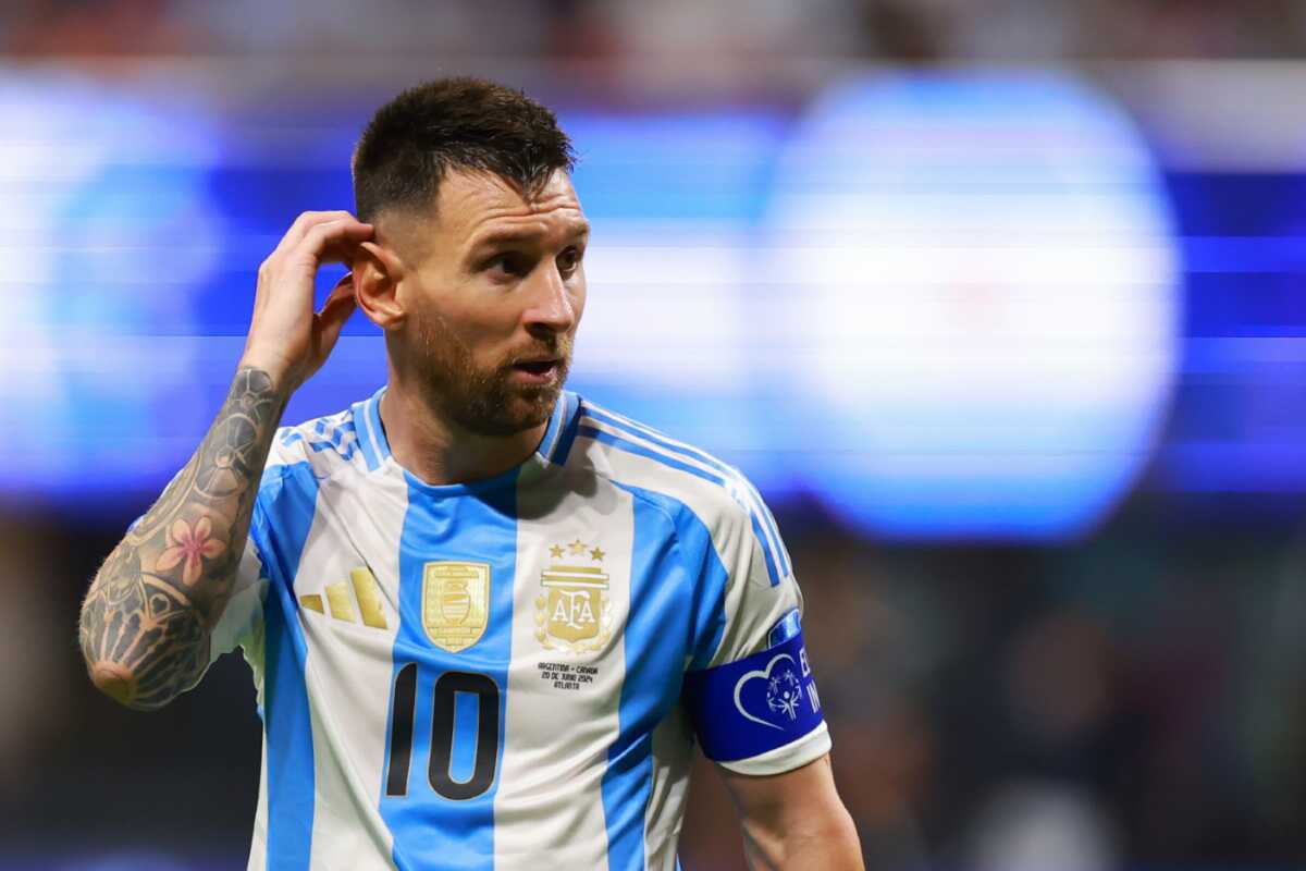 Messi live store