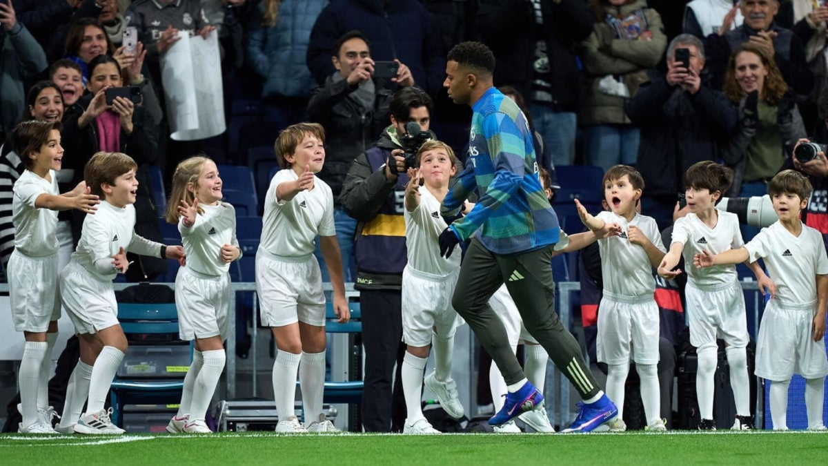 Will Mbappé Play? The Key Intrigue Ahead of Spanish Super Cup ...