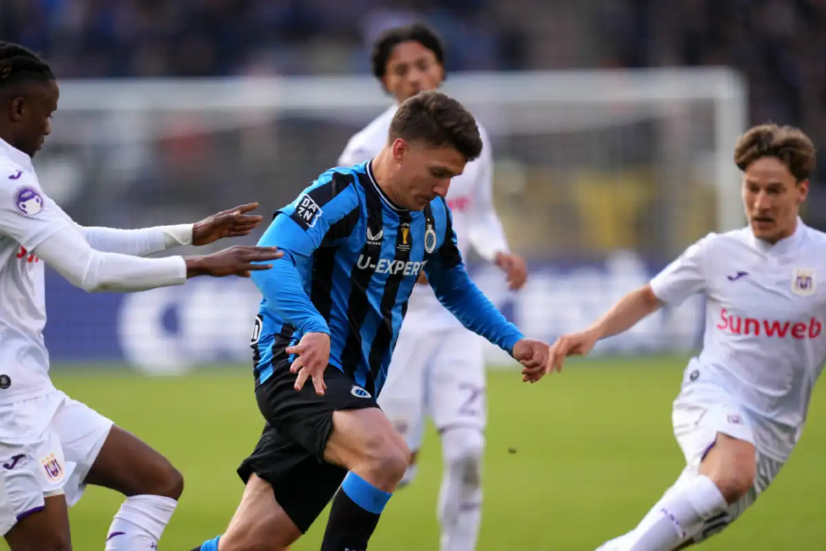 "Brugge" Renova Contrato de Christos Tzolis até 202 e Garante seuento ...