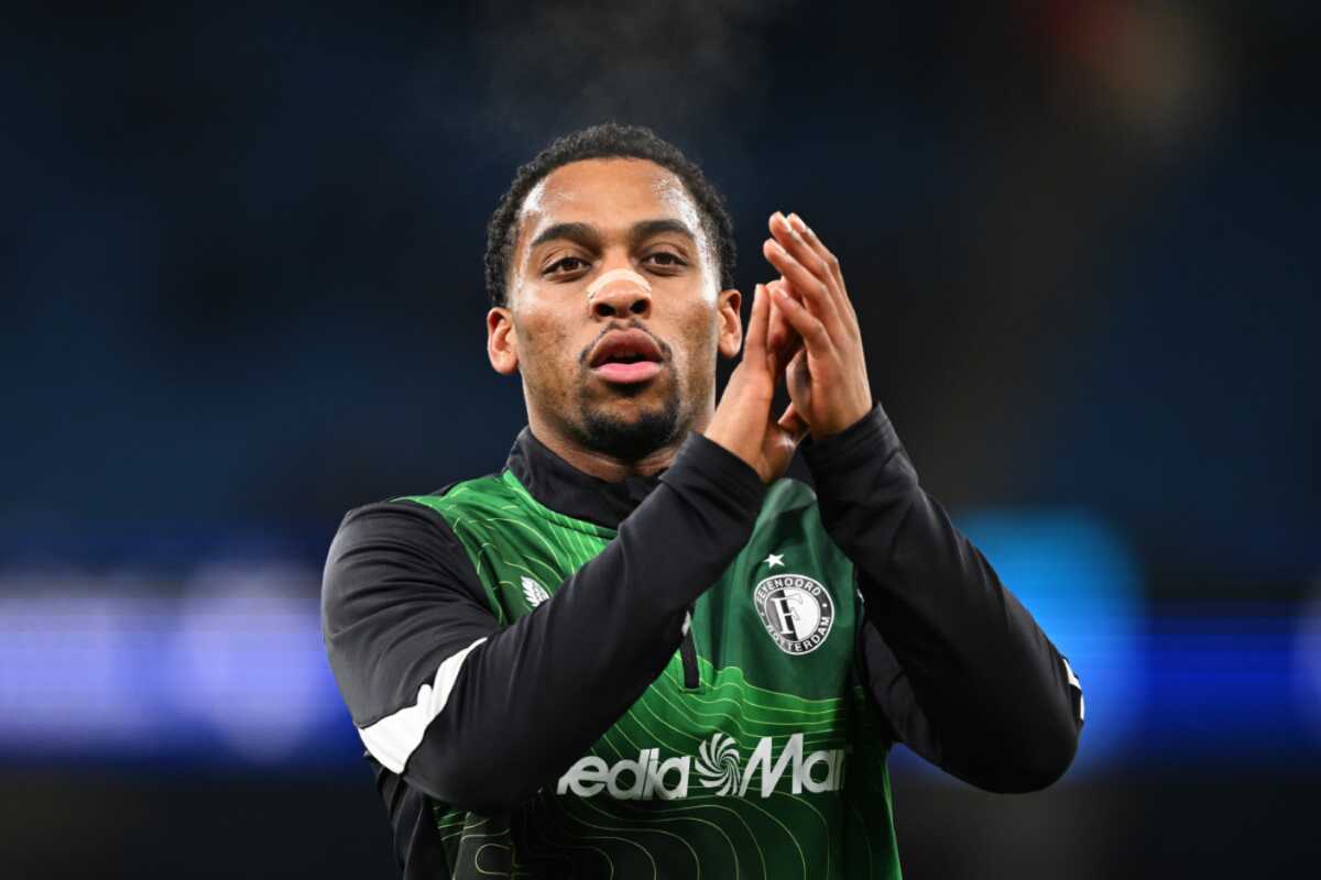 Capitão do Feyenoord, Quinten Timber, está fora da temporada devido a ...