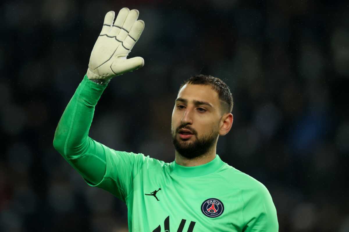 Donnarumma Suffers Facial Injury - Monaco Defender Catches Head with ...