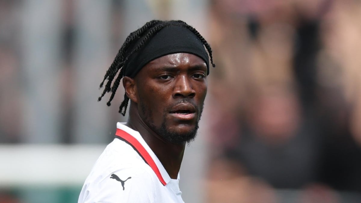 Abraham Could Return to the Premier League - footboom1.com