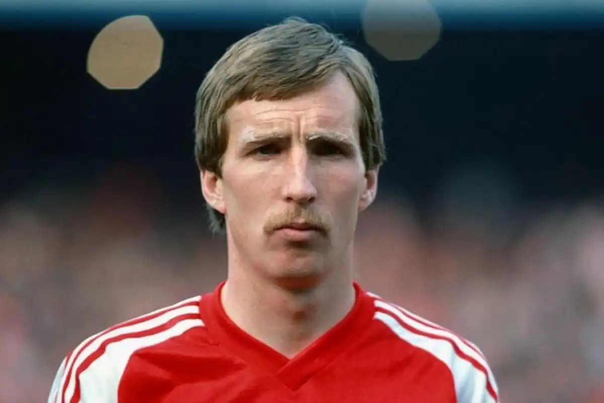 Liverpool Legend Joey Jones Passes Away at 70 - footboom1.com