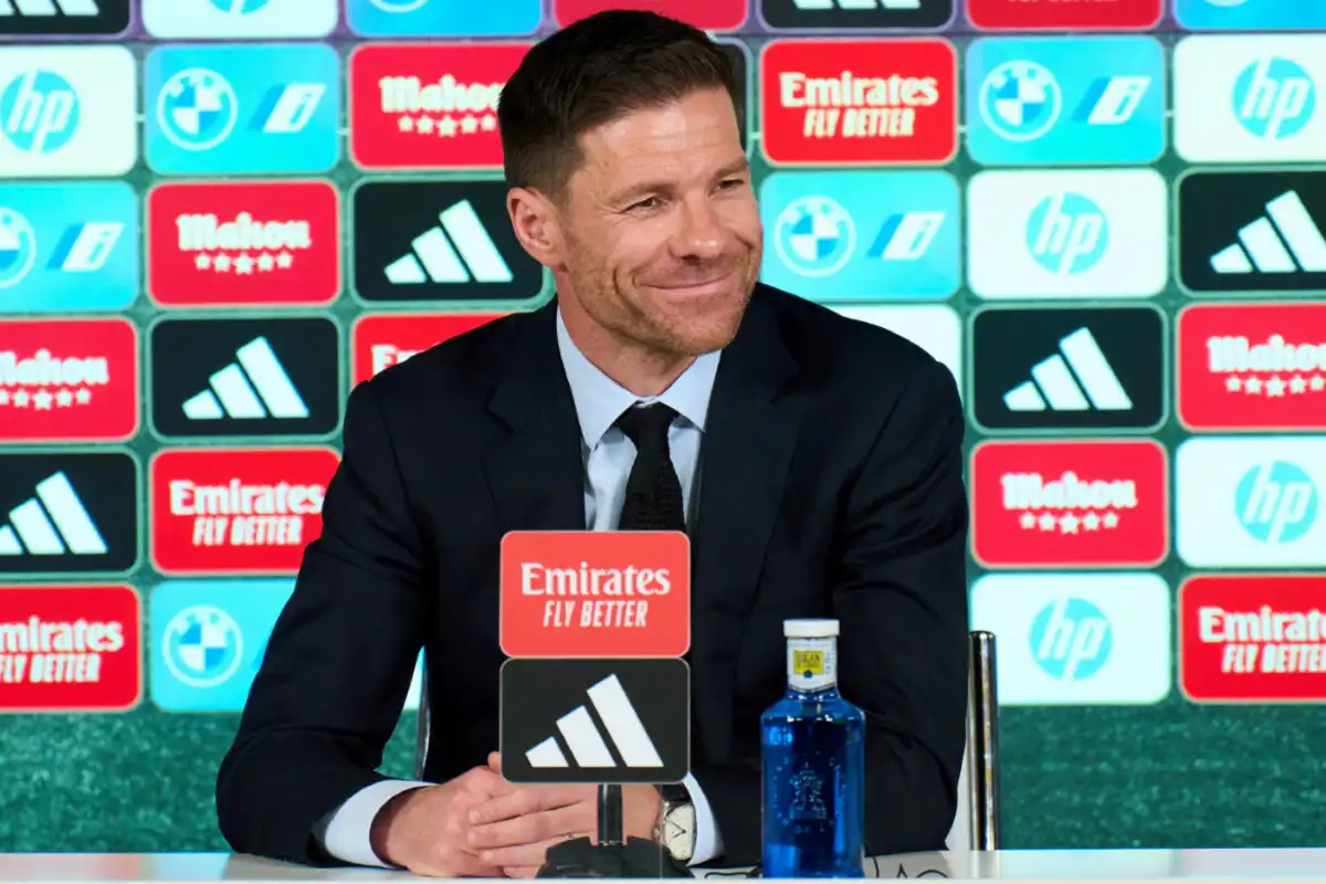 Herzlich Willkommen zurück, Xabi Alonso! Florentino Perez begrüßt Real ...