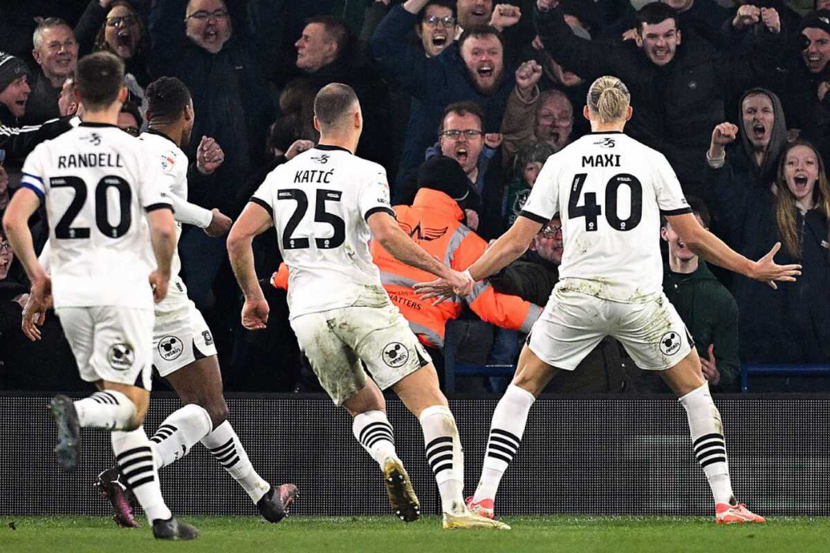 Maksym Talovierov Scores Against Manchester City! (+ Video) - footboom1.com