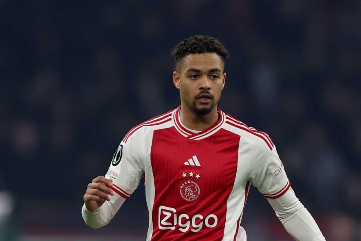 Roma Cerca de Fichar al Defensa del Ajax Devyne Rensch - footboom1.com