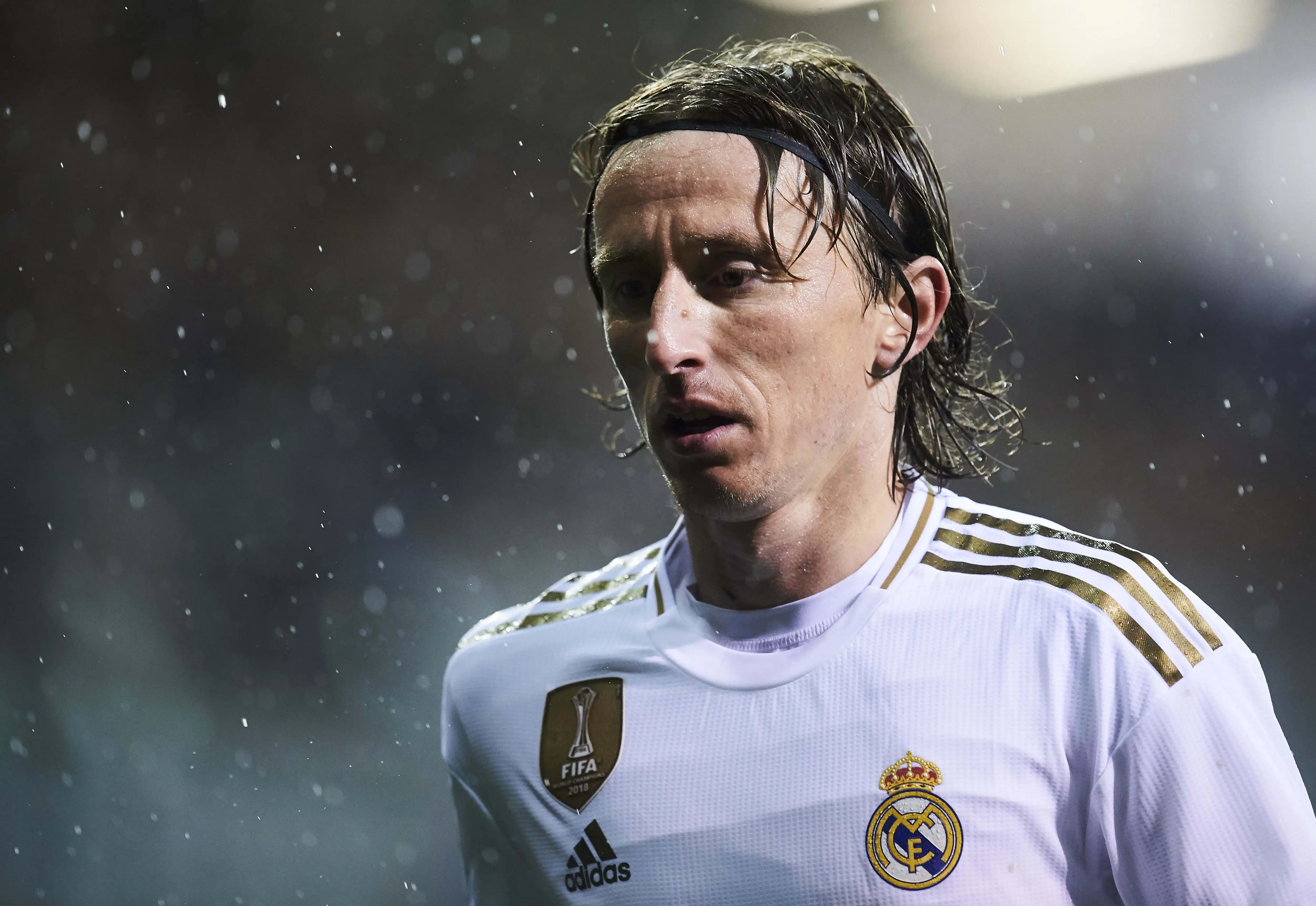 Luka Modric Joins AC Milan, Embarking on New Chapter in Italy ...