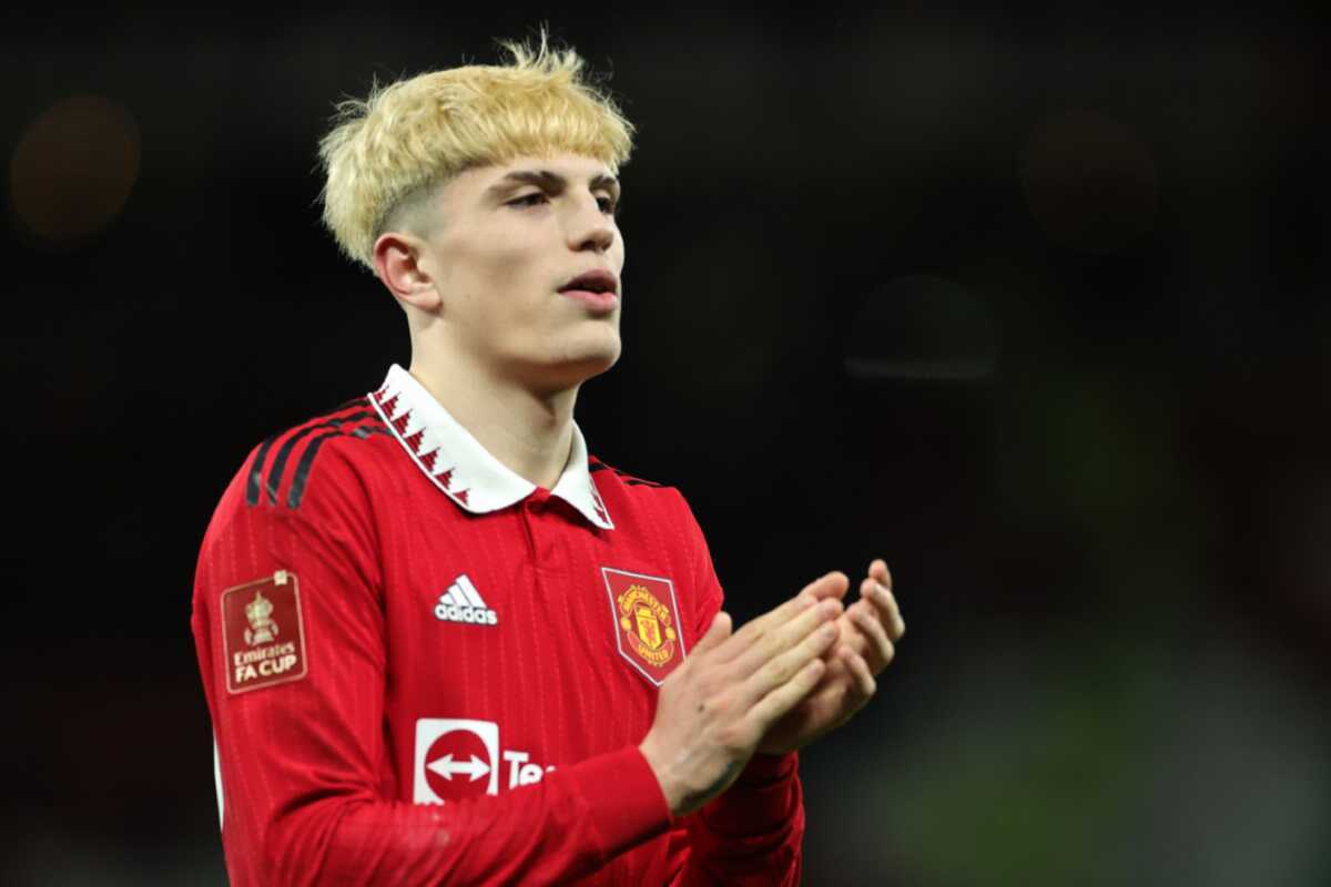 Manchester United Decide sobre o Futuro de Garnacho - footboom1.com