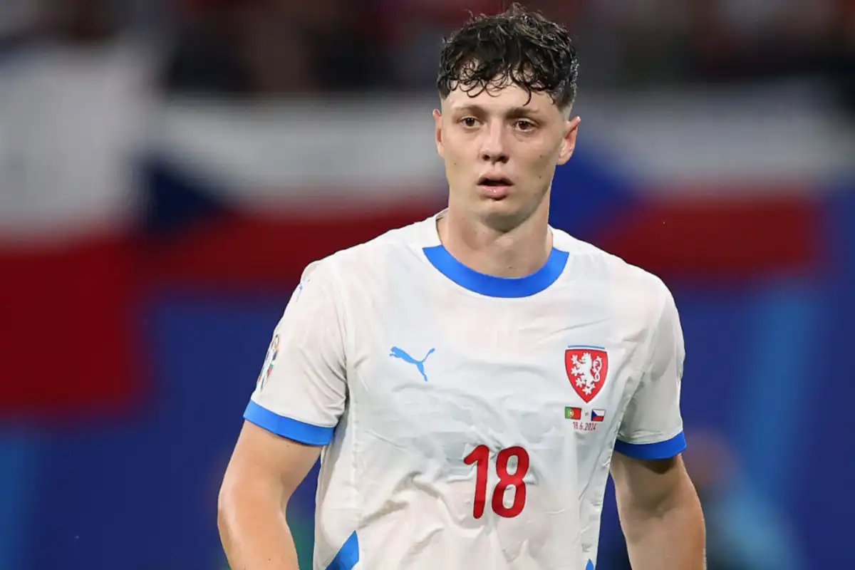 Wolverhampton Signs Girona Defender for €35 Million - footboom1.com