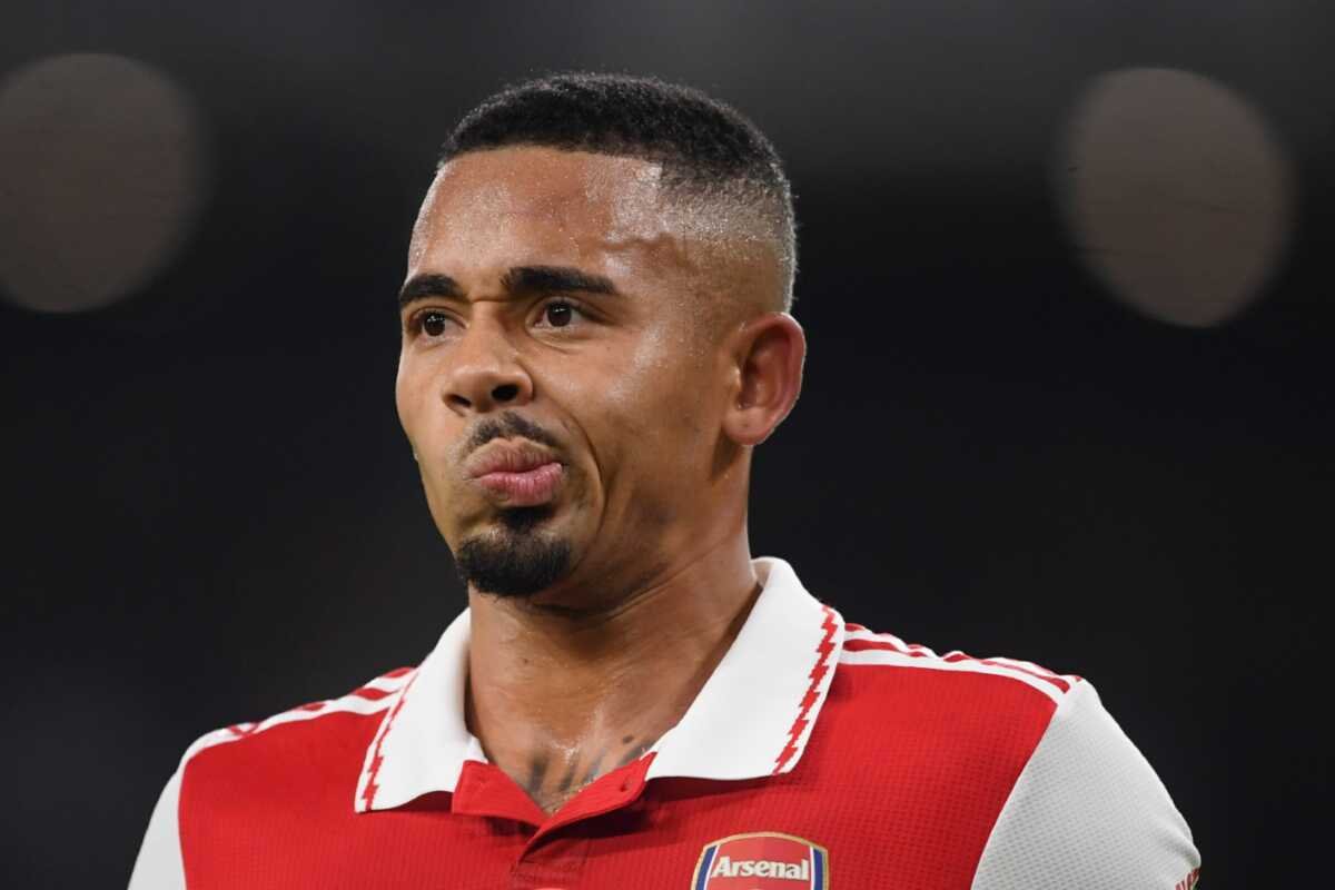 Gabriel Jesus fait face à une longue période d'absence en raison d'une ...