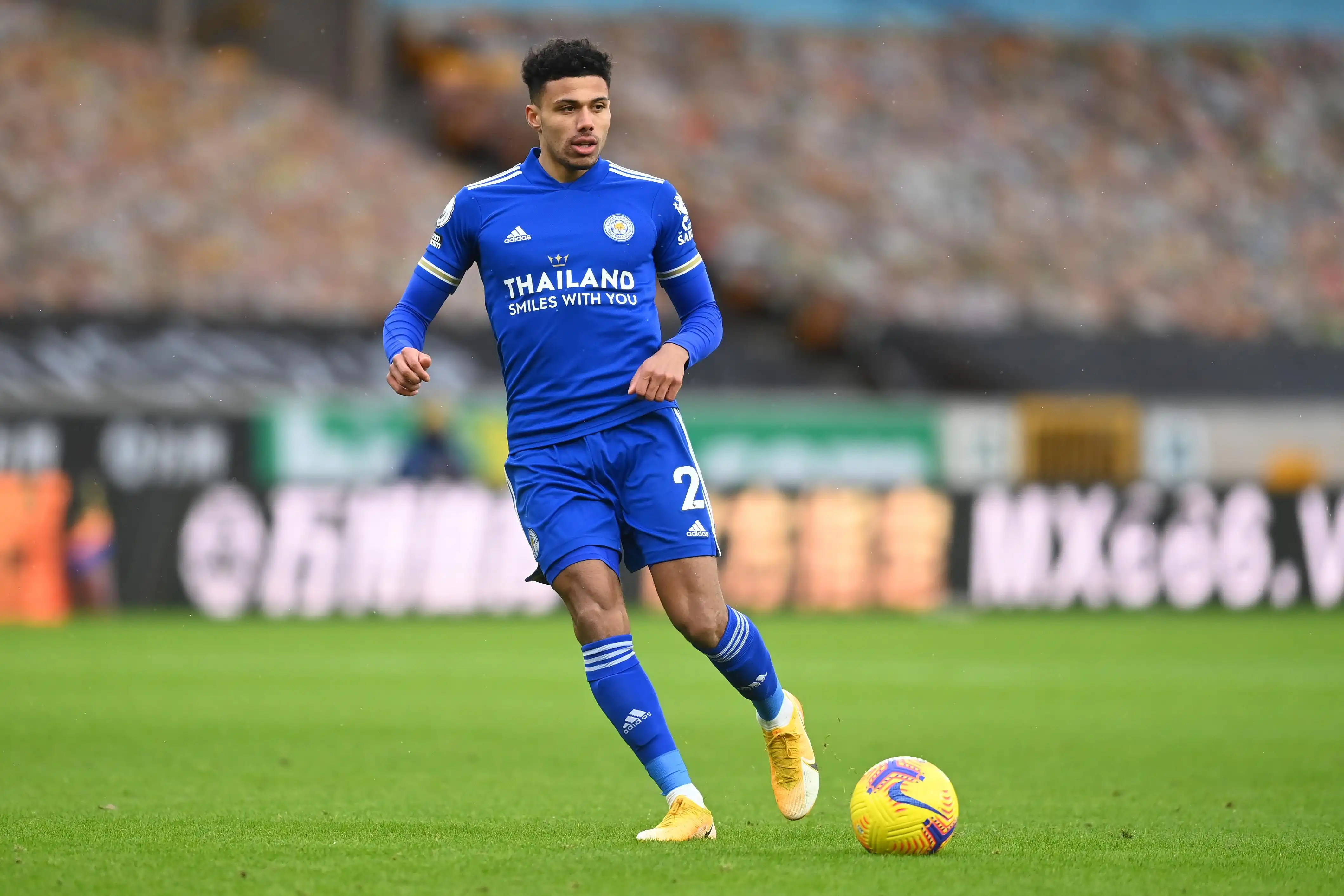 Leeds United Chiêu Mộ James Justin Giữa Tin Chuyển Nhượng Sôi Động ...