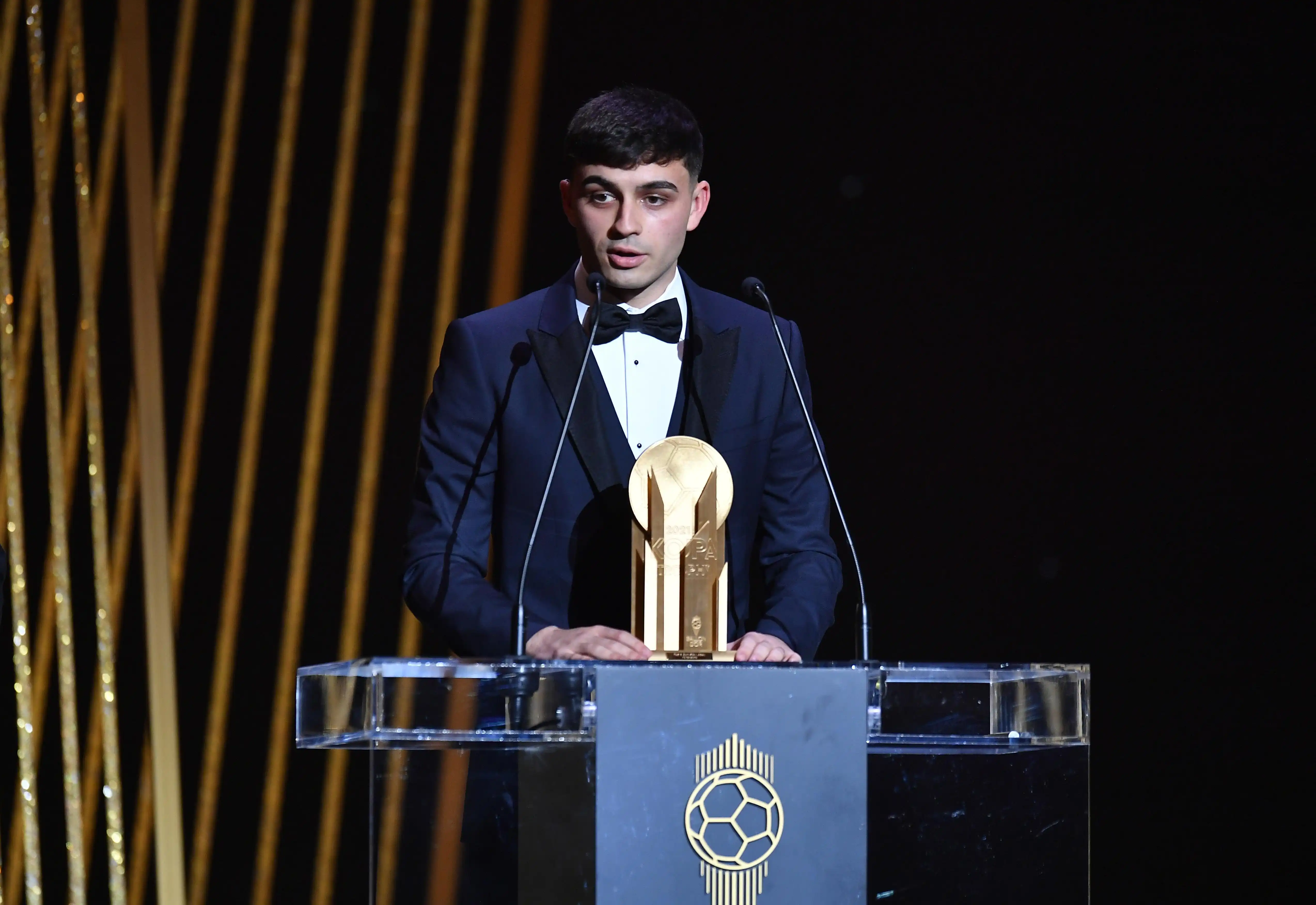 Trophée Kopa : Célébrer les Futurs Étoiles du Football - footboom1.com