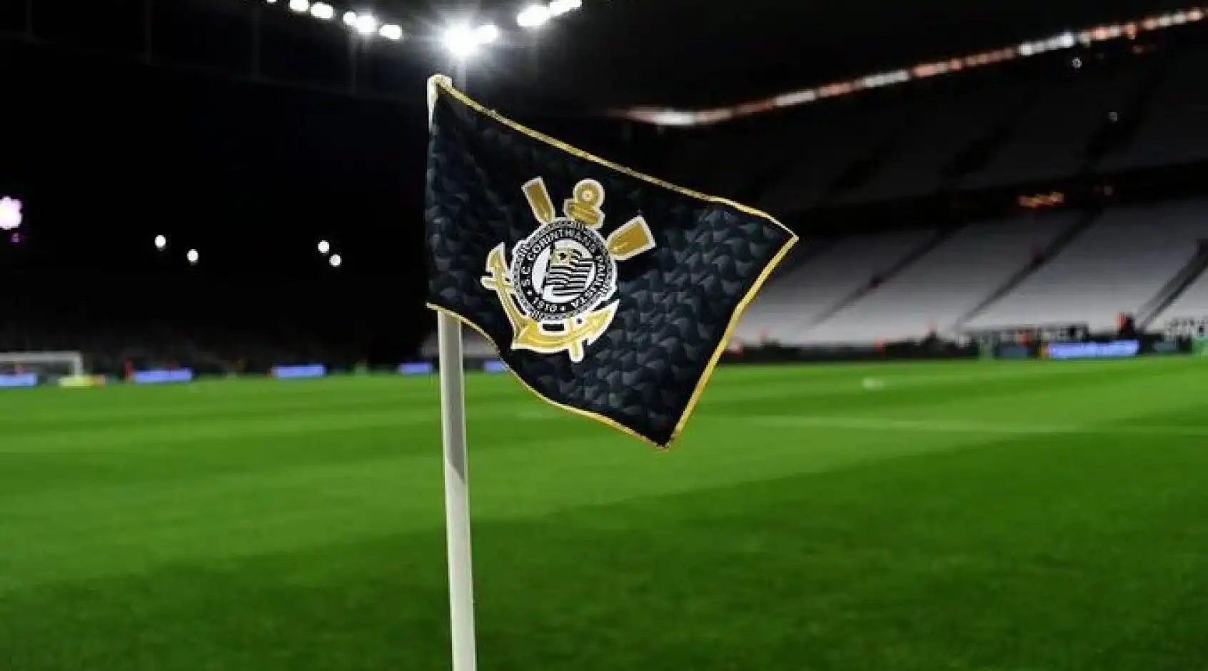 Vitinho's Potential Move to Corinthians: A Race Against Time ...