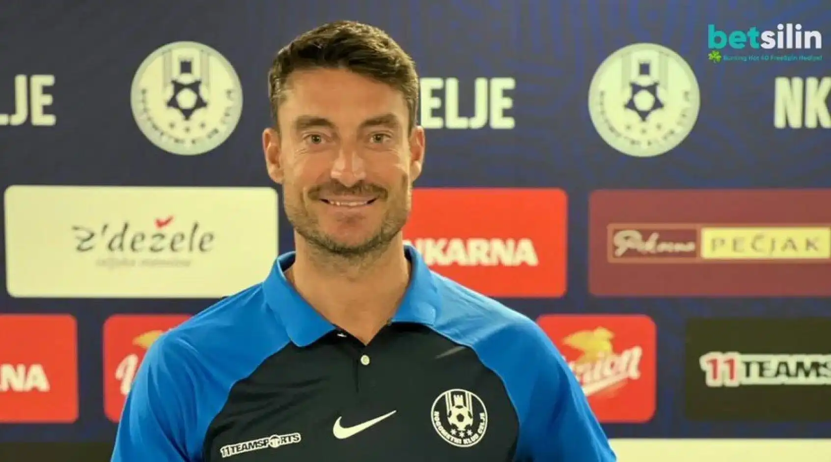 Albert Riera, exestrella del Liverpool, se perfila como principal ...