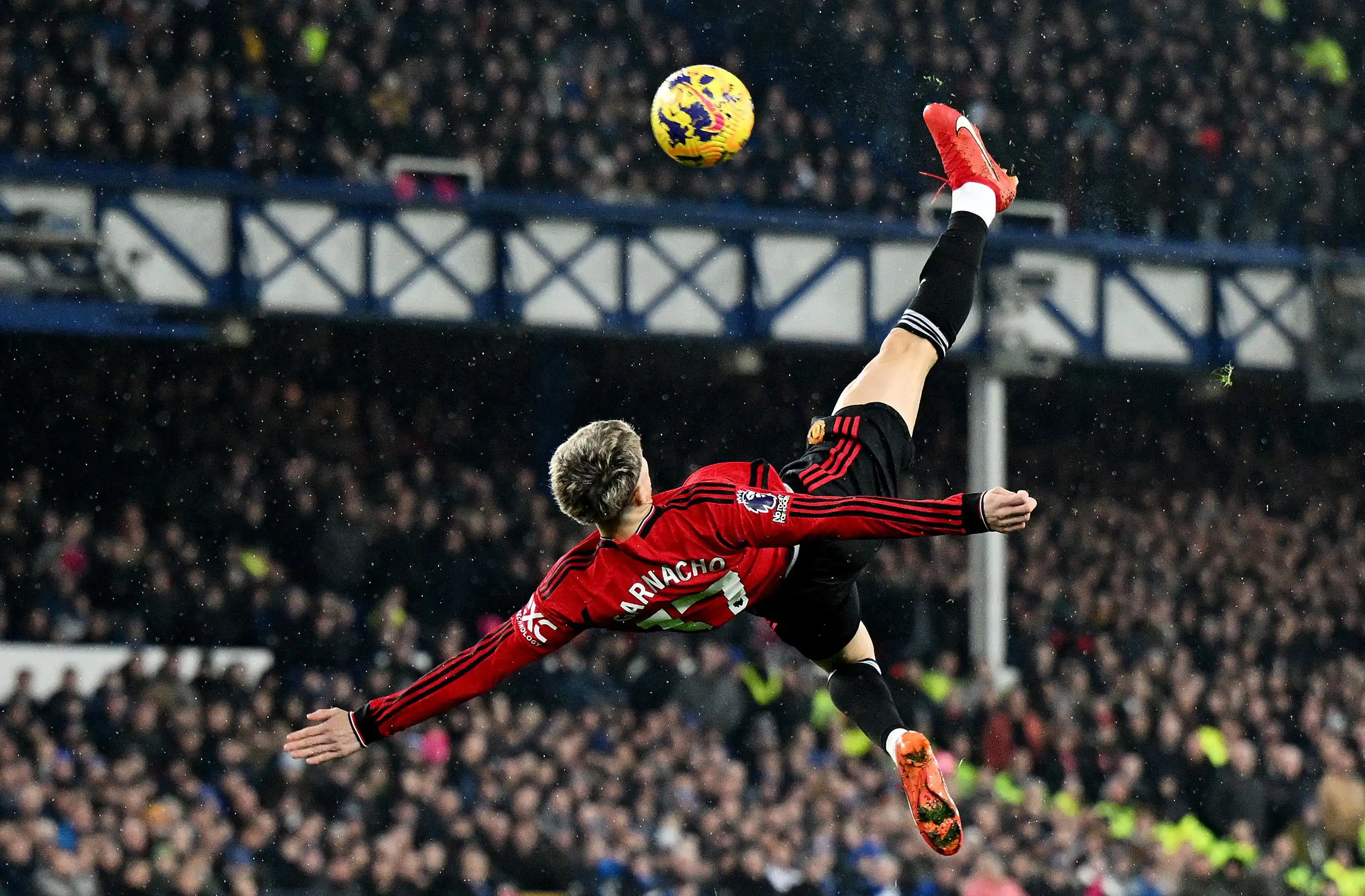 Manchester United Đối Mặt Đề Nghị Bom Tấn Của Chelsea Cho Garnacho ...