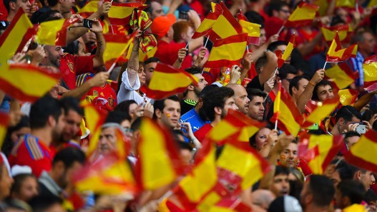"Whoever Doesn't Jump is a Muslim": Spanish Fans Ignite Scandal in ...