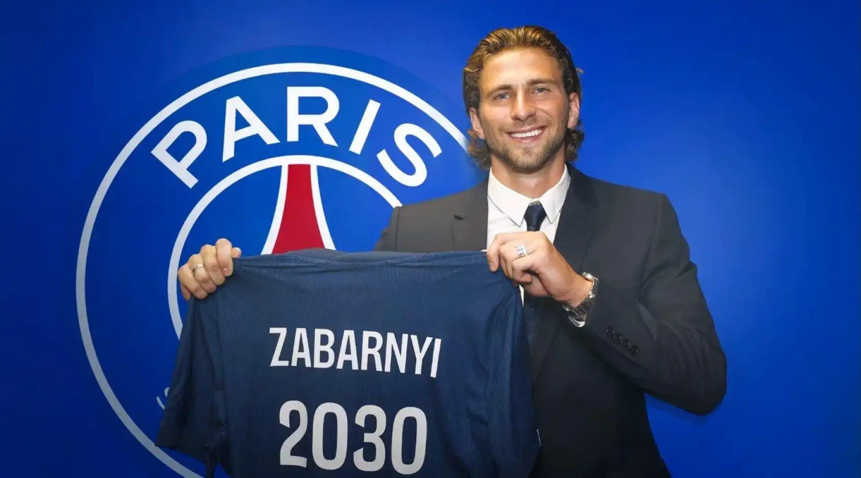 Zabarnyi wechselt offiziell zu PSG in Mega-Transfer - footboom1.com