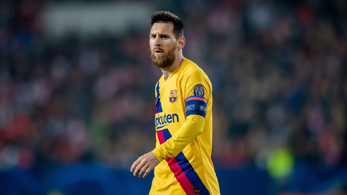 L'arrivée de Messi à Barcelone : L'aube d'une légende - footboom1.com