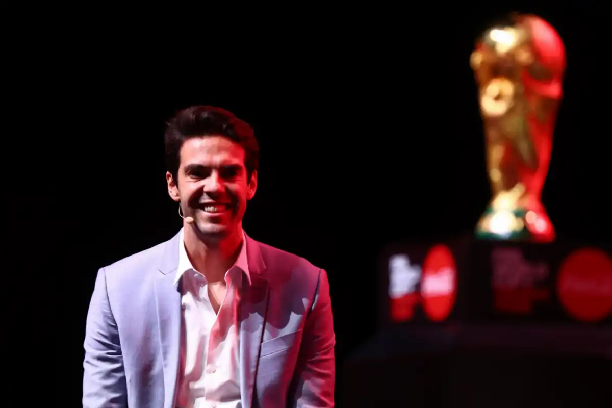 "I'm Ready!" – Brazilian Star Kaka Eyes Role in Carlo Ancelotti's ...