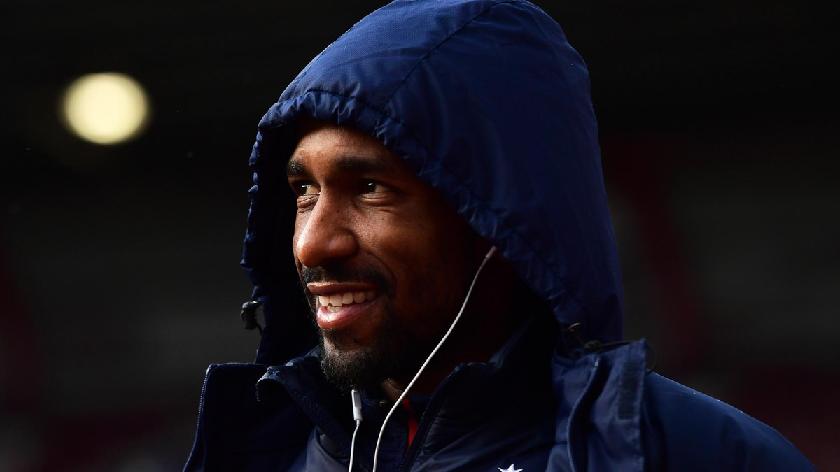 Jermain Defoe encense la star montante de Sunderland, Wilson Isidor ...