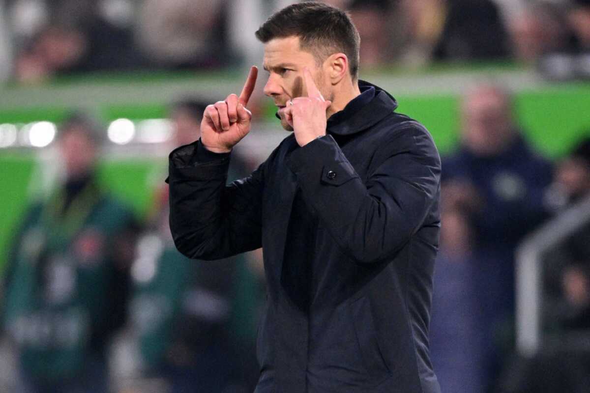Xabi Alonso Xô Lịch Sử Bundesliga - footboom1.com