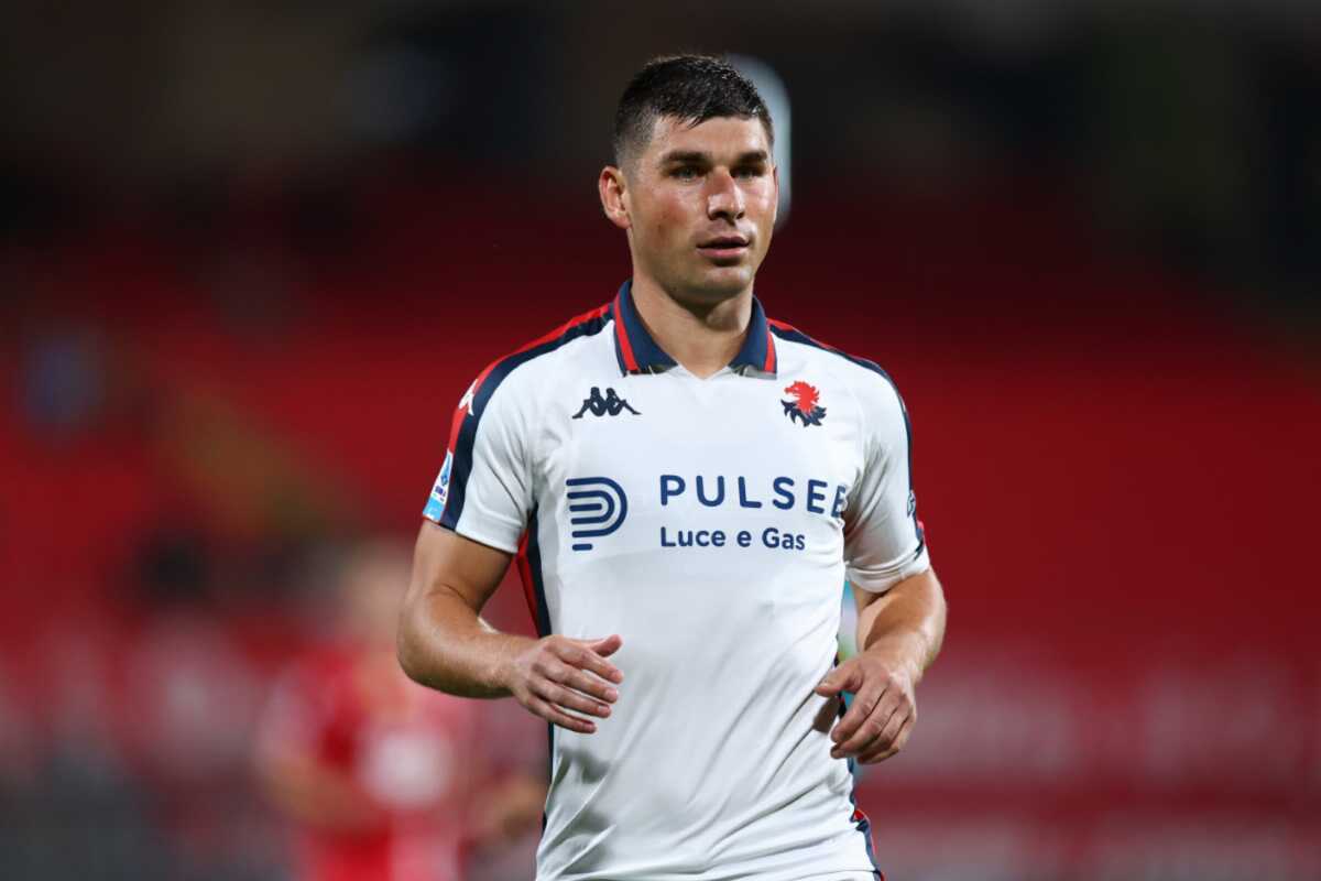 Ruslan Malinovskyi Starts for Genoa Against Udinese - footboom1.com