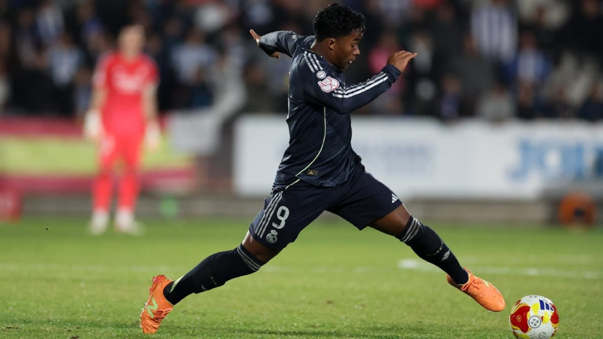 Endrick Breaks Historic Record in Ligue 1 - footboom1.com