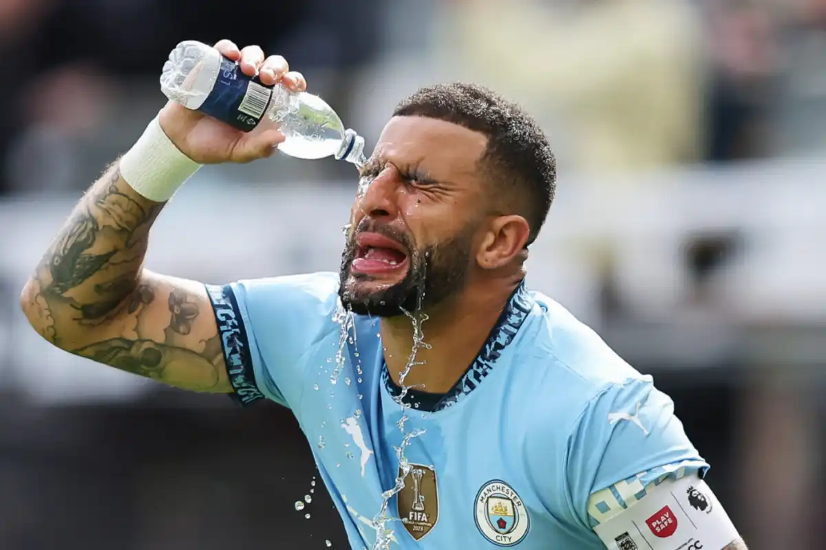 Manchester City Defender Kyle Walker Set to Join Burnley - footboom1.com