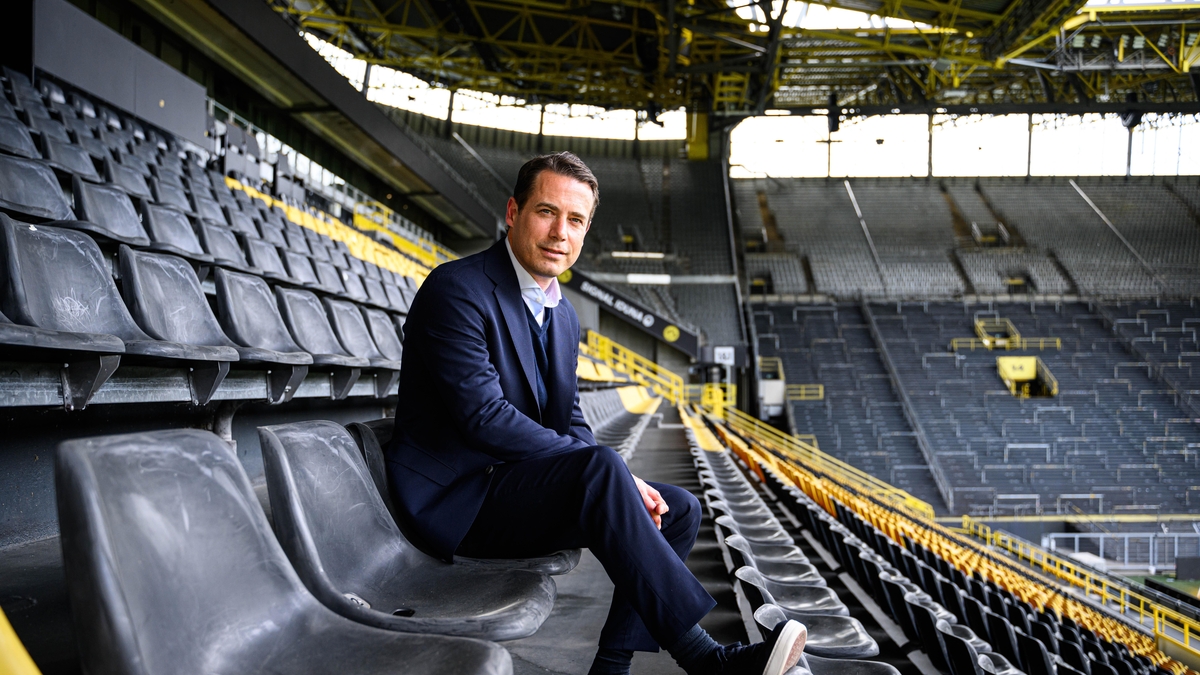 Il momento indimenticabile di Lars Ricken: Dortmund si carica per la ...