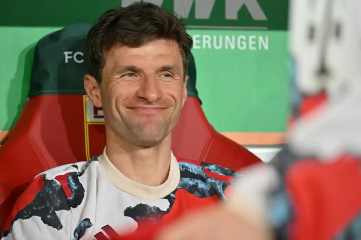 "Bayern" Honors Thomas Müller with Stunning Trophy Photoshoot on ...