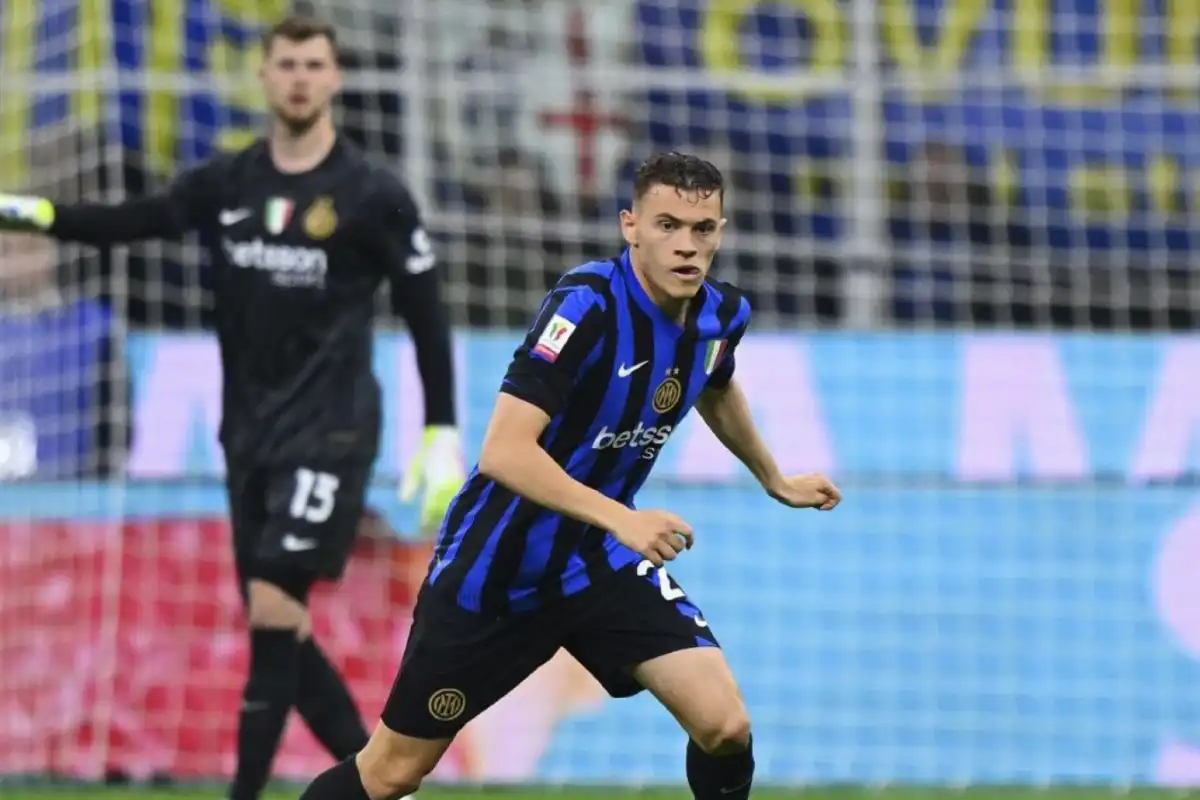 "Inter" Faces Potential Midfield Departure This Summer - footboom1.com